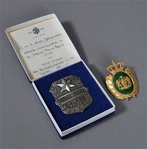 Slutpris för Dansk politiskilt med kongekrone og