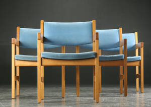 Slutpris för Hans. J. Wegner. Fire stole