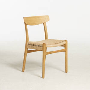 Slutpris för Hans J Wegner stol modell