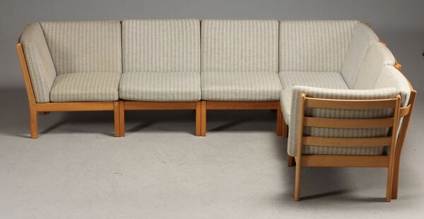 Slutpris för Hans J. Wegner. Modulsofa, model